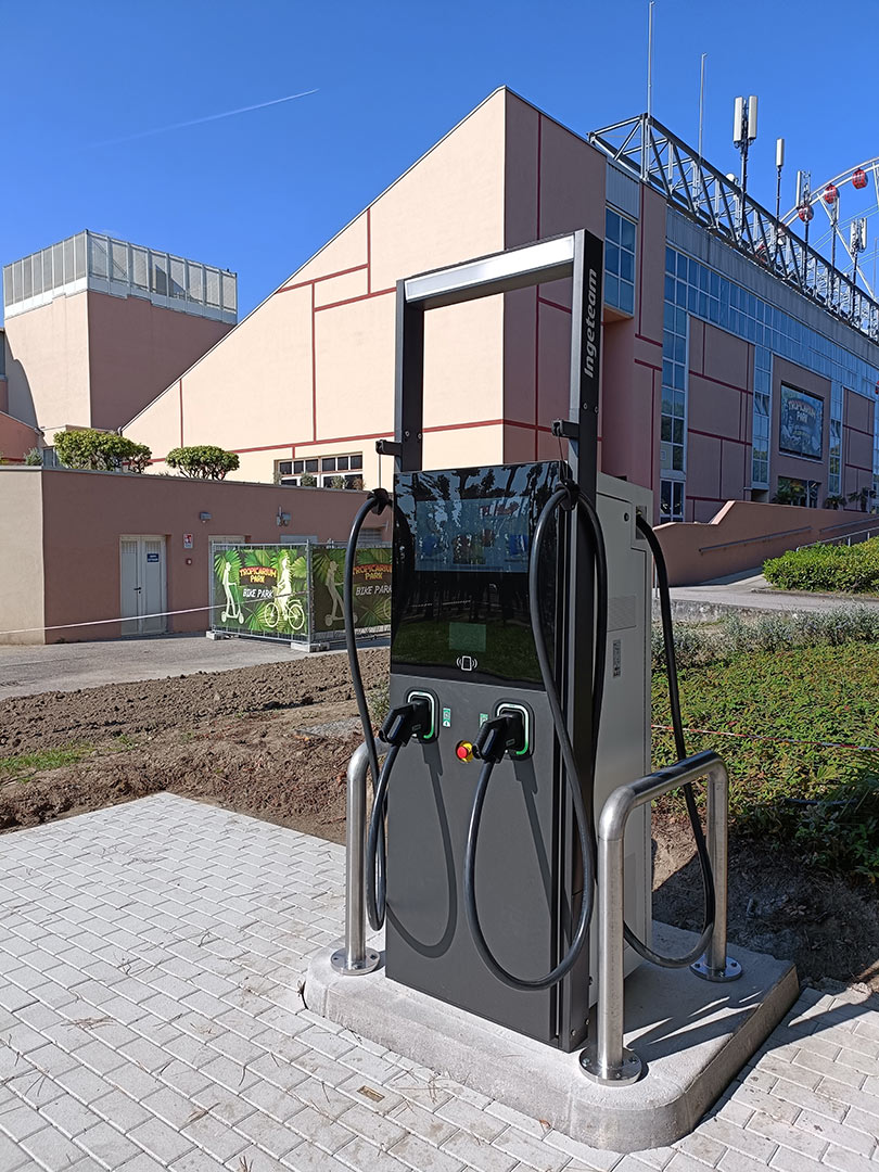 Impianto ricarica auto elettrica a JESOLO (VE) – Progetti – Saiel 100% Elettrico